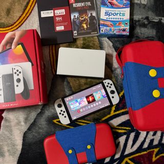 Nintendo Switch OLED White, Video Gaming, Video Game Consoles, Nintendo on Carousell