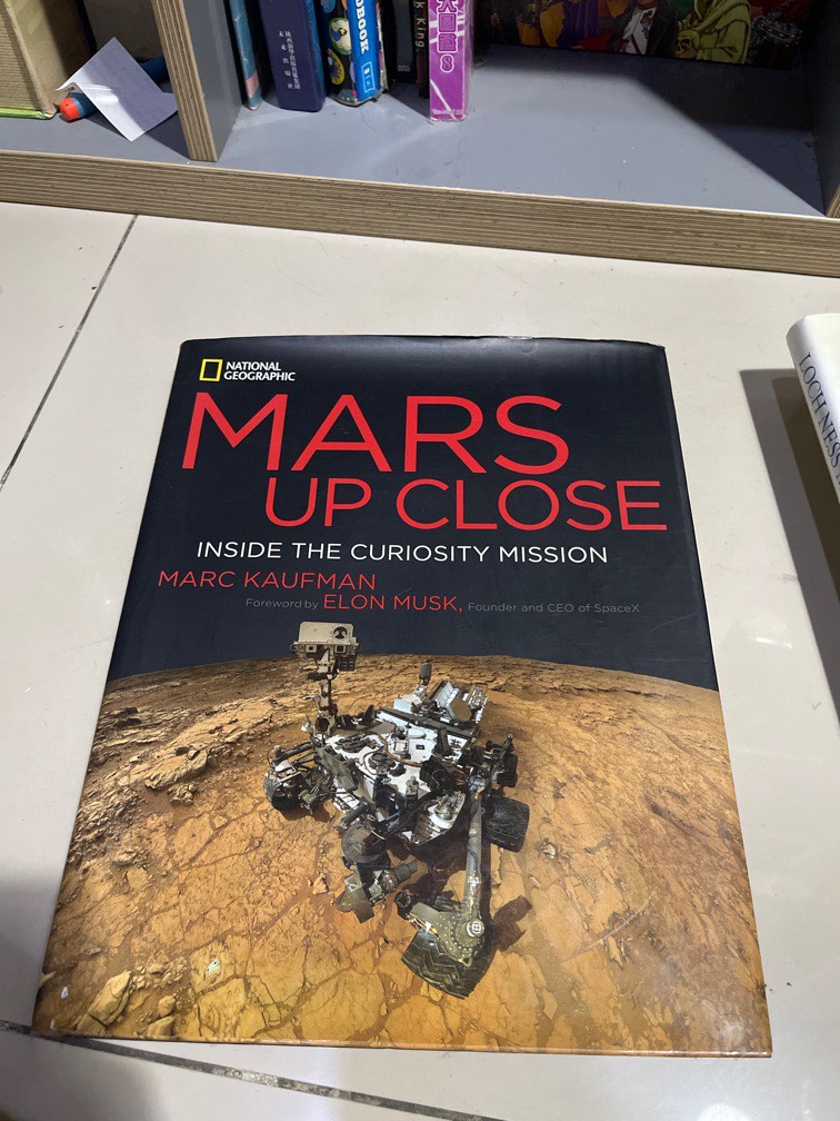Official national geographic storybook : MARS UP CLOSE, Hobbies & Toys ...