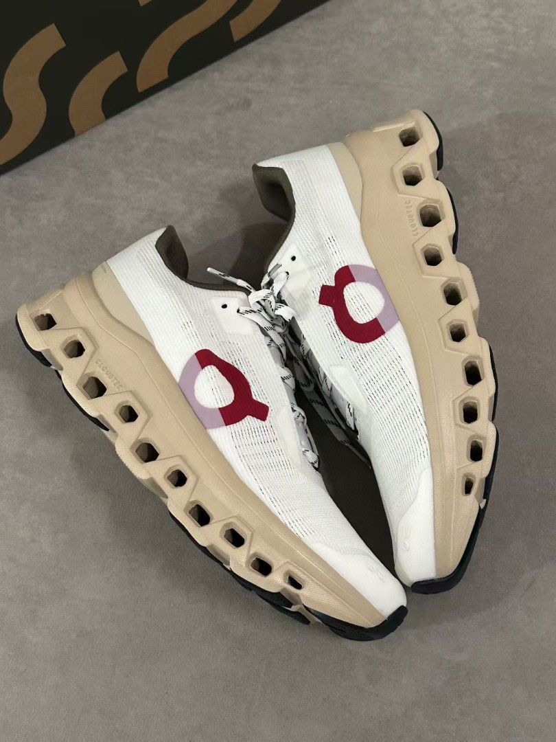 On 2026 Cloudmonster Void, 男裝, 鞋, 波鞋 - Carousell