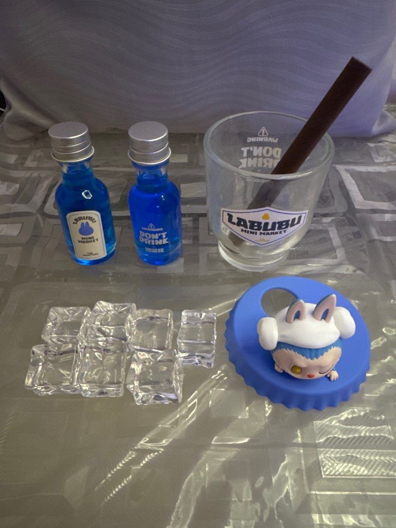 Pop Mart Labubu The Wacky Mart Series Fragrance Blind Box, Hobbies ...