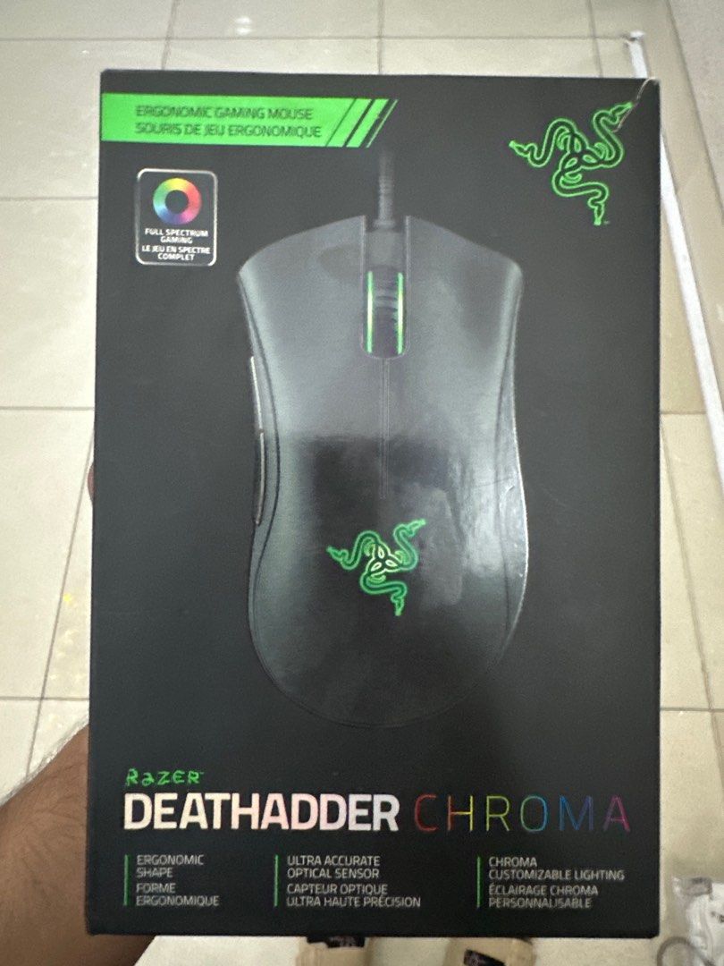 Razer DeathAdder Chroma Ergonomic Gaming Mouse, Computers & Tech, Parts ...