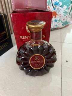 Martini Rosso Vermouth, Food & Drinks, Alcoholic Beverages on Carousell