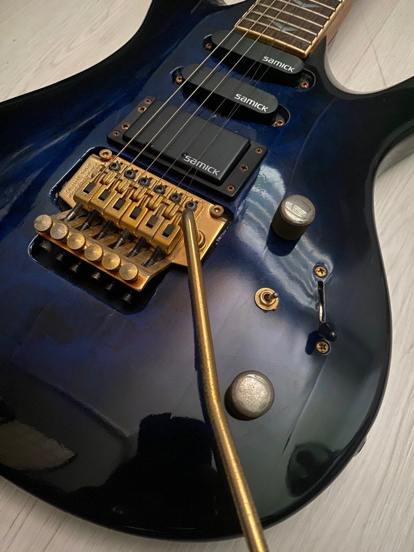 Samick Artist Series Electric Guitar, Hobbies & Toys, Musical ...