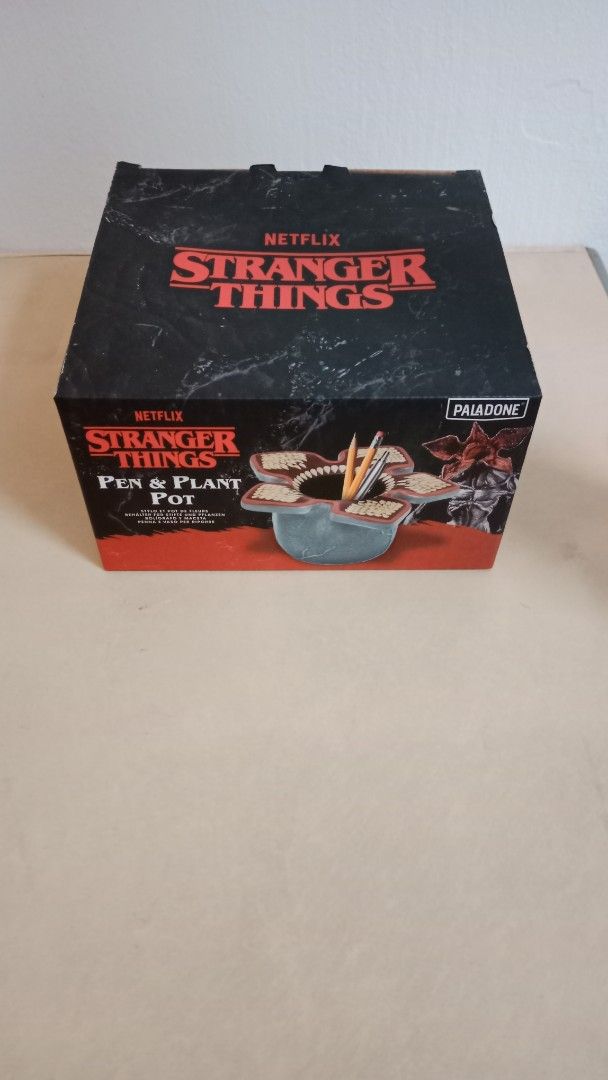 Stranger Things Pen & Plant Pot, Hobbies & Toys, Toys & Games on Carousell