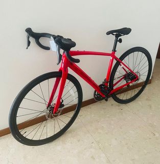 Trek Domane 5.2+ indoor trainer + hard-case, Sports Equipment, Bicycles ...