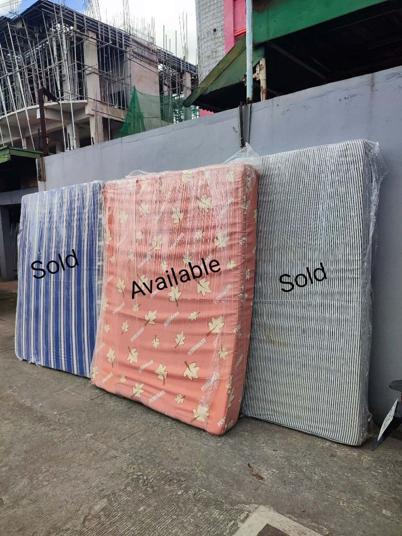 URATEX Foam 🛏️ , Everything Else, Looking For on Carousell