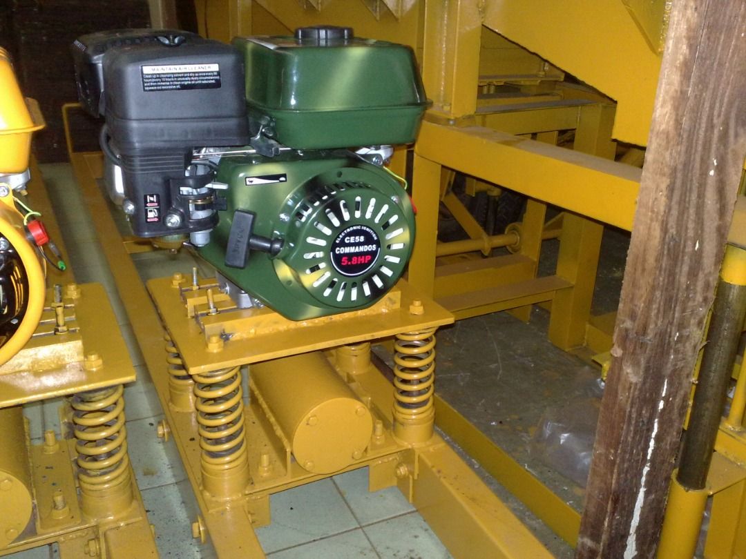 Vibratory Screed- Heavy duty, Commercial & Industrial, Construction ...