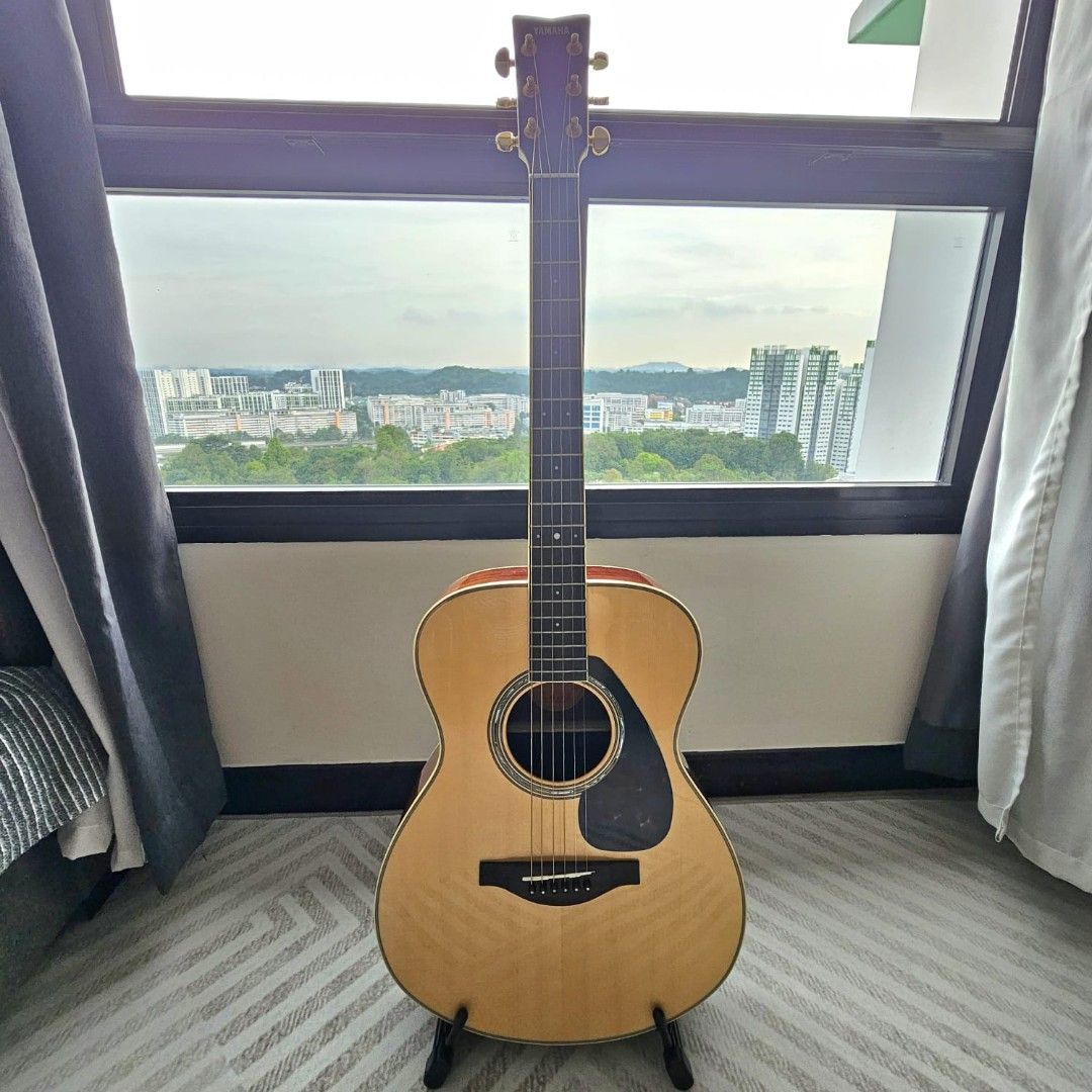 Yamaha LS6 Acoustic Guitar - Like NEW, Hobbies & Toys, Musical ...