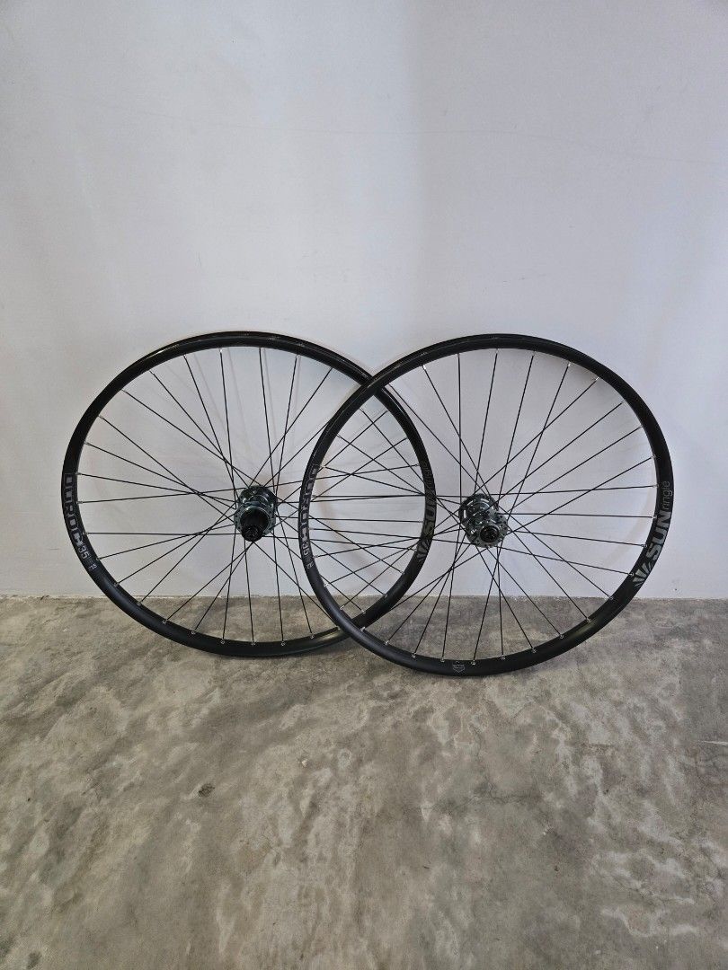 🚲 27.5 QR Sun Ringle Durco 35 / Koozer 450 Hub Grey, Sports Equipment ...