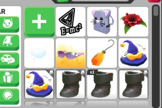 SELLING ADOPT ME MEGA MUNCHKIN AND 2022 BIRTHDAY HAT PET WEAR, Video ...