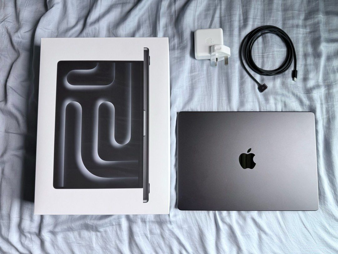 Apple MacBook Pro 14-inch (M4 Chip), Computers & Tech, Laptops ...