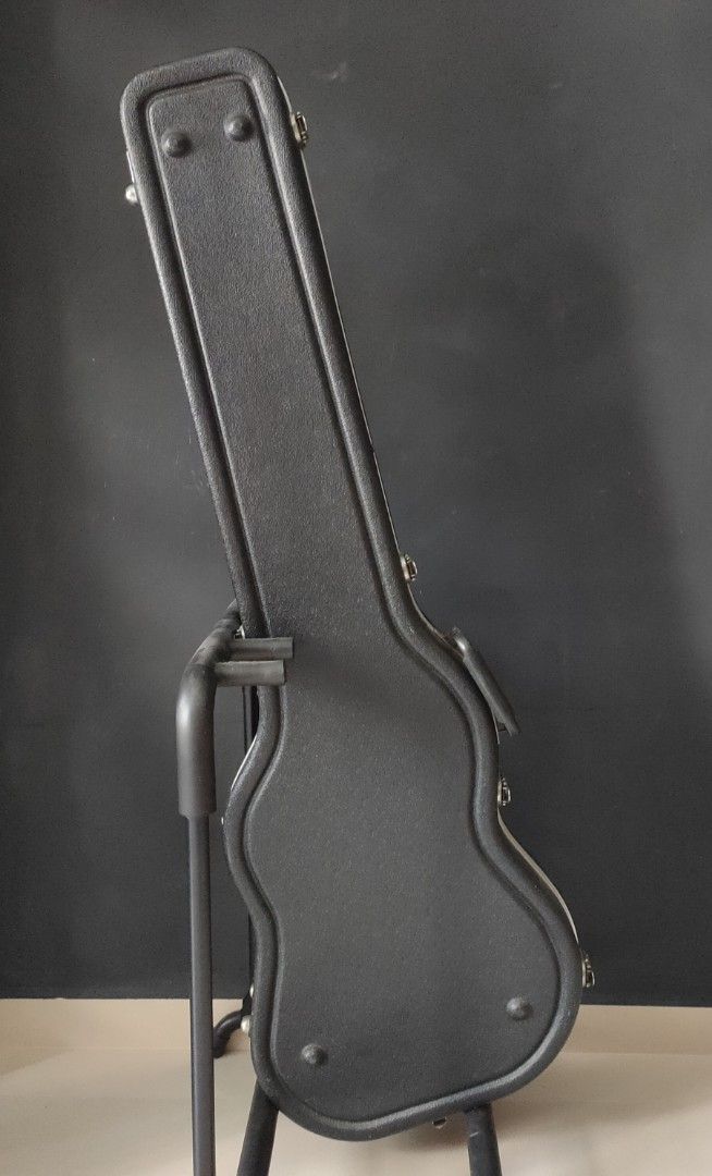 Bass Guitar Hard Case, Hobbies & Toys, Music & Media, Music Accessories ...