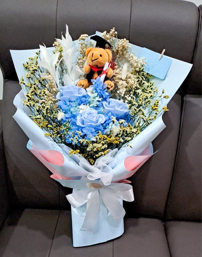 Blue rose bouquet delivery | Preserved rose bouquet delivery same day ...