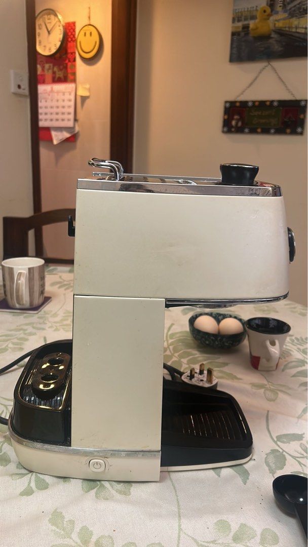 DeLonghi Distinta Espresso coffee machine maker eci341 咖啡機, 家庭電器, 廚房電器 ...