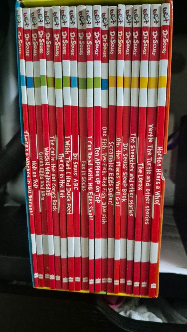 Dr. Seuss Book Set - A Classic Case Of Dr. Seuss, Hobbies & Toys, Books ...