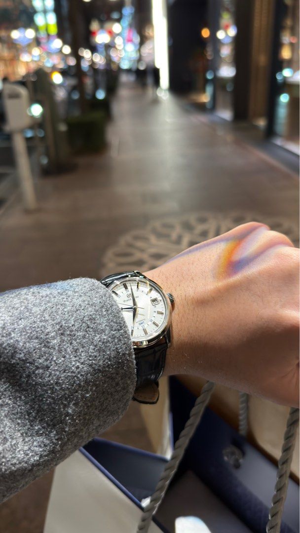 Grand Seiko SBGM255 GMT Snowdrop, Luxury, Watches on Carousell