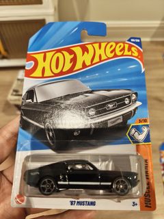 Hot Wheels Muscle Mania Ford Mustang Plymouth Muscle-Speeder Chevy ...