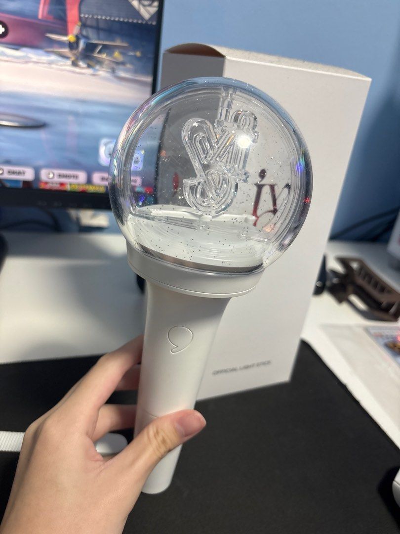 IVE light stick ver 1, Hobbies & Toys, Memorabilia & Collectibles, K ...