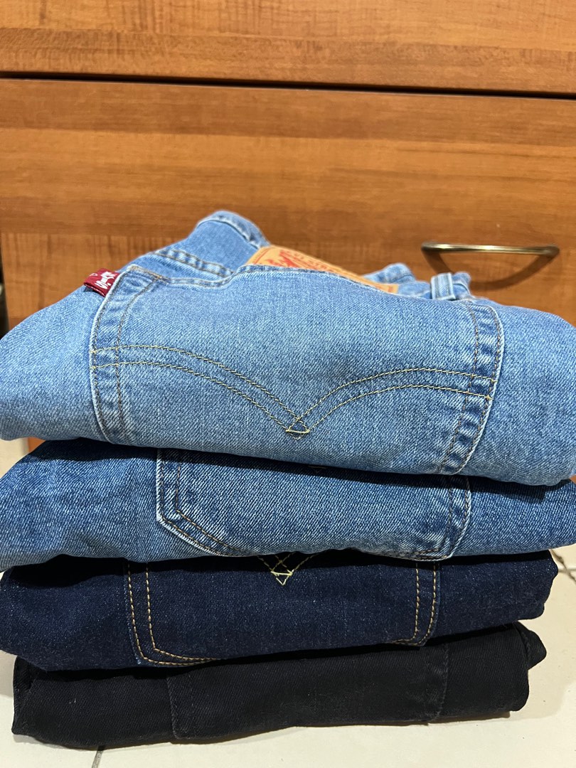 Levi's Jeans - Assorted Colors and Sizes, Men's Fashion, Bottoms, Jeans ...