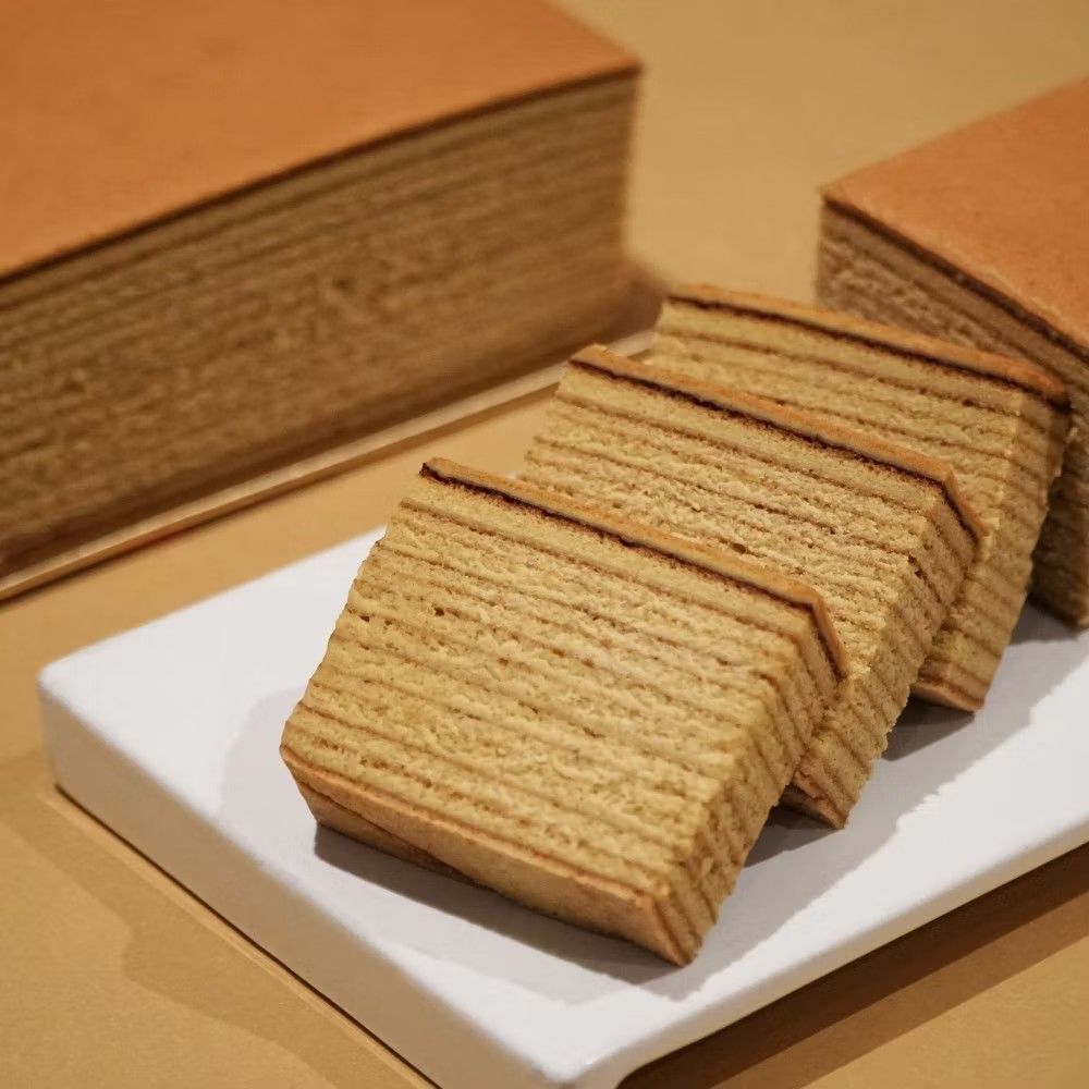 Marriott Tang Plaza 1kg Layer Cake, Food & Drinks, Homemade Bakes on ...