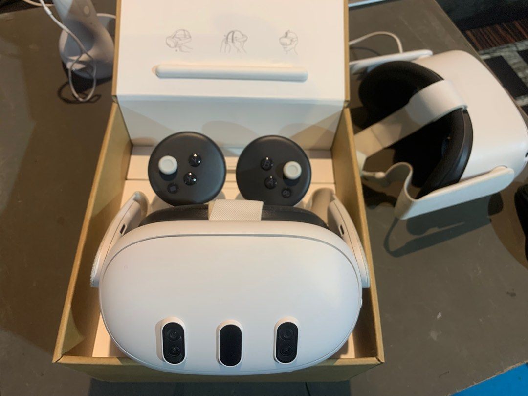 Meta Quest 3 128GB VR Headset, Video Gaming, Gaming Accessories ...