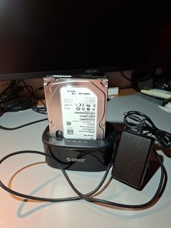 Black Docking Station with Suction Cups, Computers & Tech, Parts ...