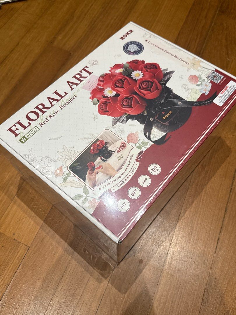 ROKR Red Rose Bouquet, Hobbies & Toys, Flowers & Bouquets on Carousell