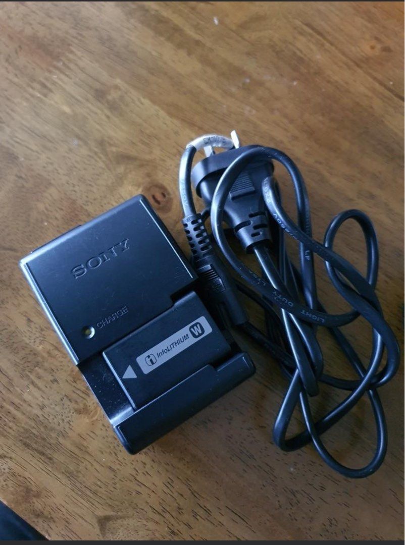 Sony NEX-5N Mirrorless Camera with sigma art 19mm Lens f2.8 ...