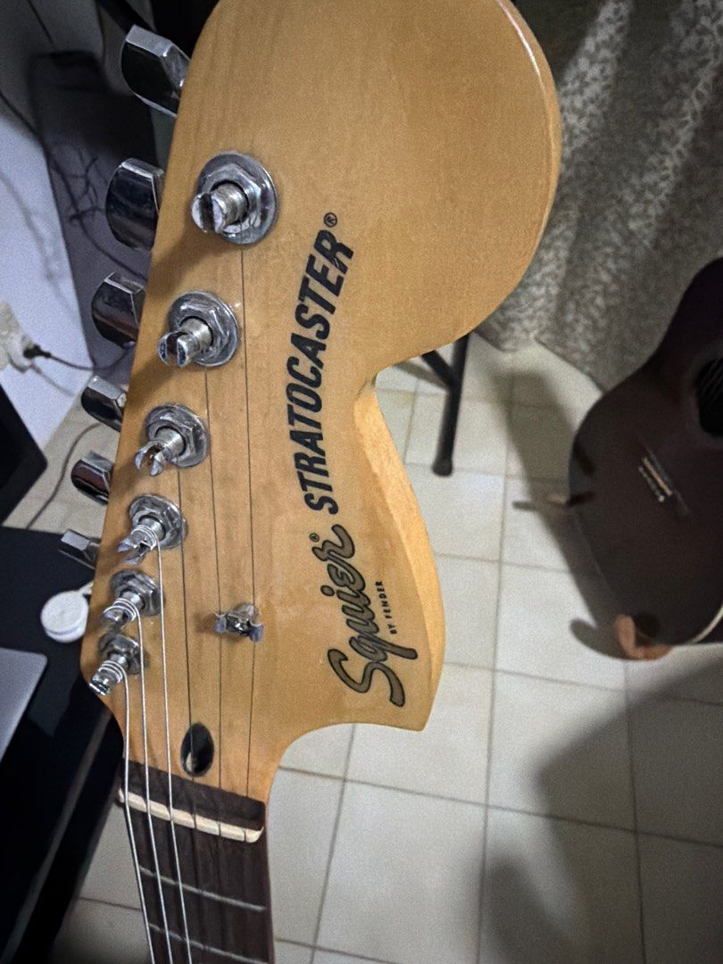 Squier Affinity Stratocaster Electric Guitar - Sunburst, Hobbies & Toys ...