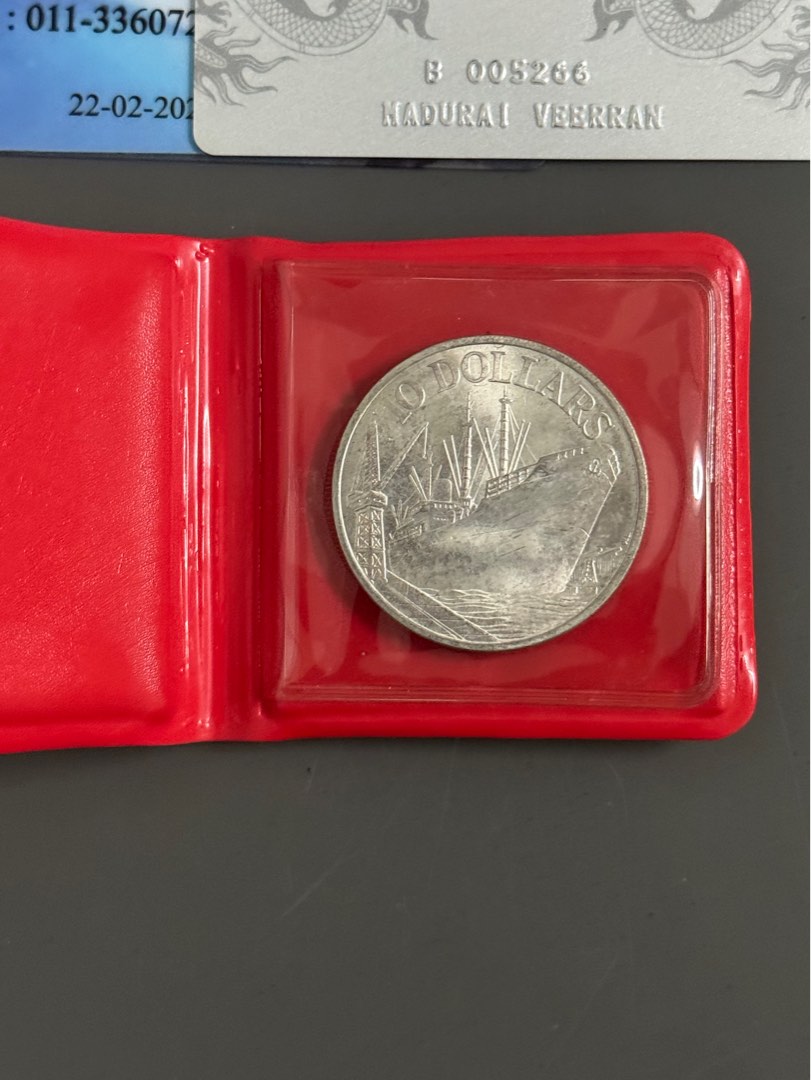 10 Dollar 1975 Silver Coin 10th Anniversary of Independence Ship ...