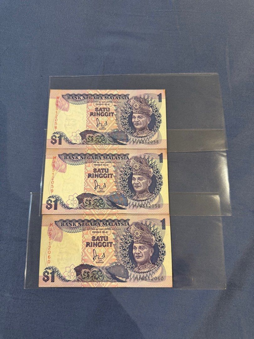 6th series Rm1 Malaysia Last prefix (slight foxing), Hobbies & Toys ...