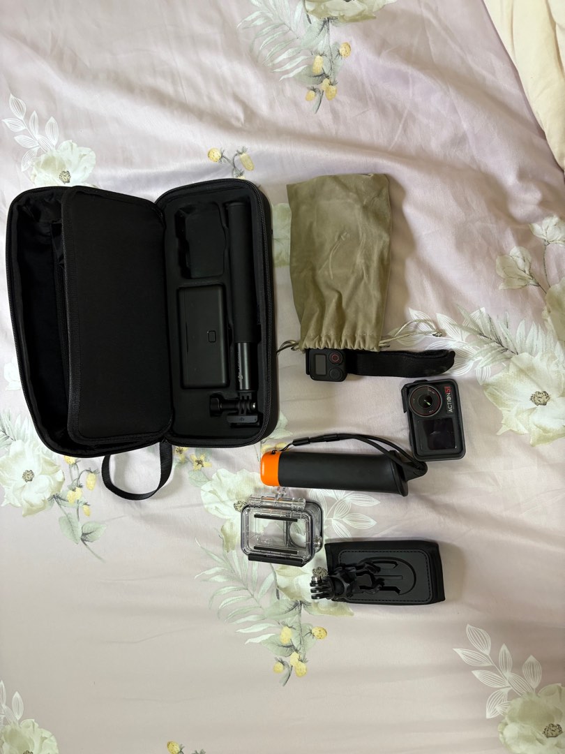 dji osmo action 5 pro, Photography, Cameras on Carousell