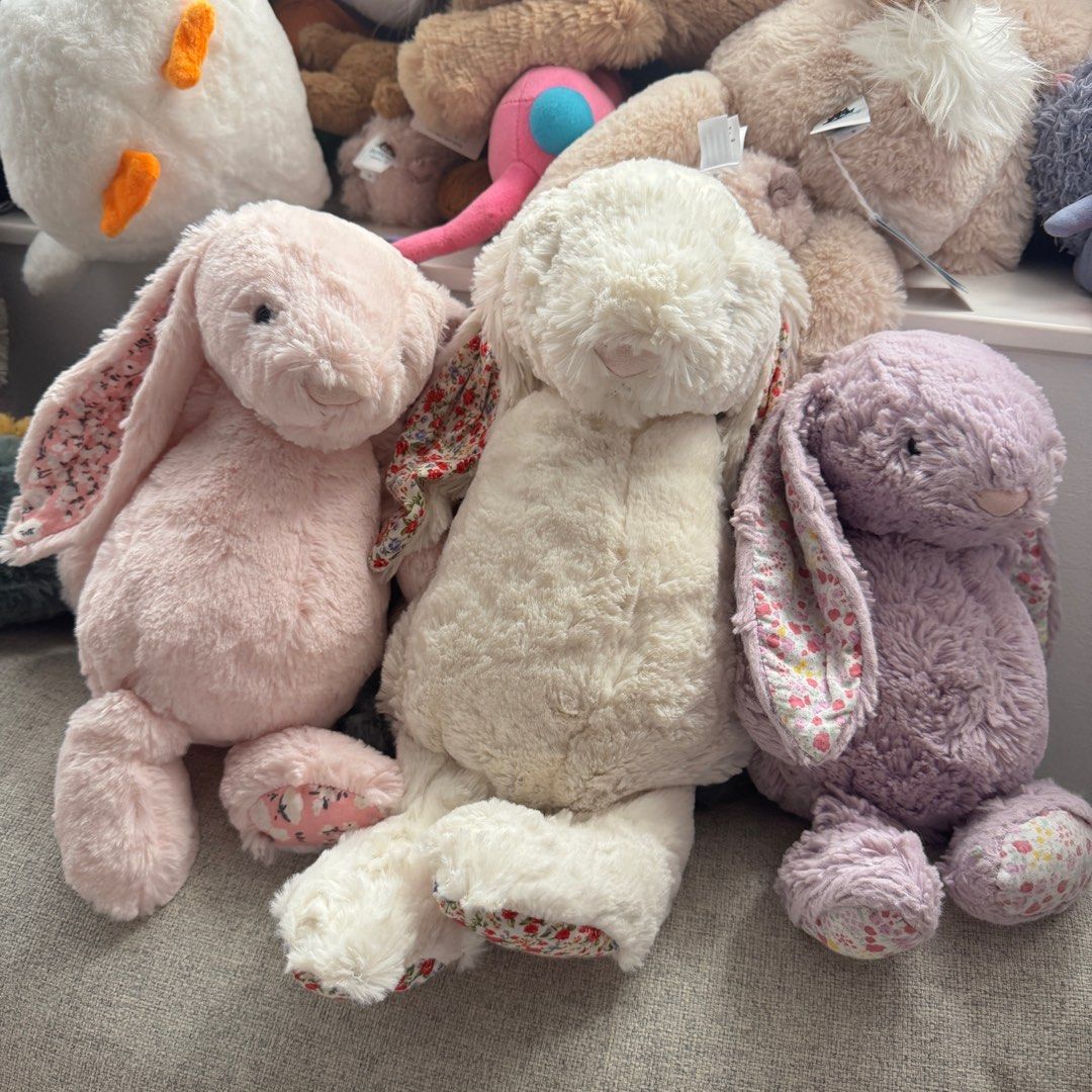 AUTHENTIC Jellycat Medium Bunny - Pink Cherry Blossom, Large White ...