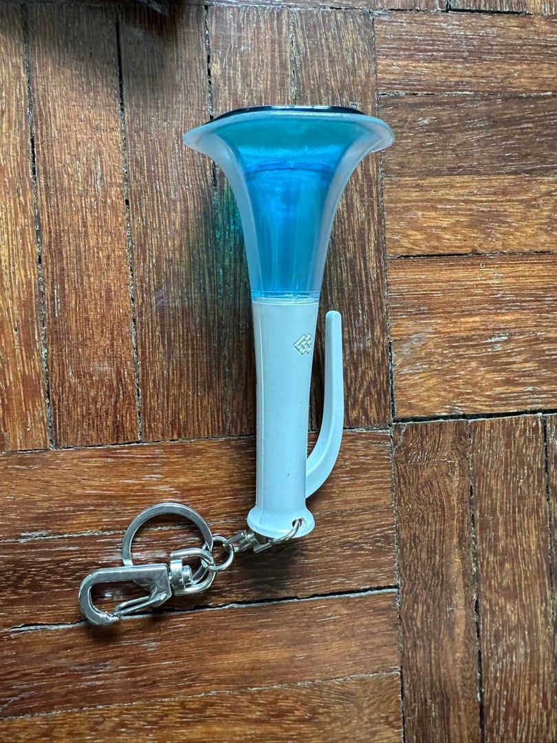 BTOB Mini Lightstick Keyring, Changsub First Album Mark, Hobbies & Toys ...