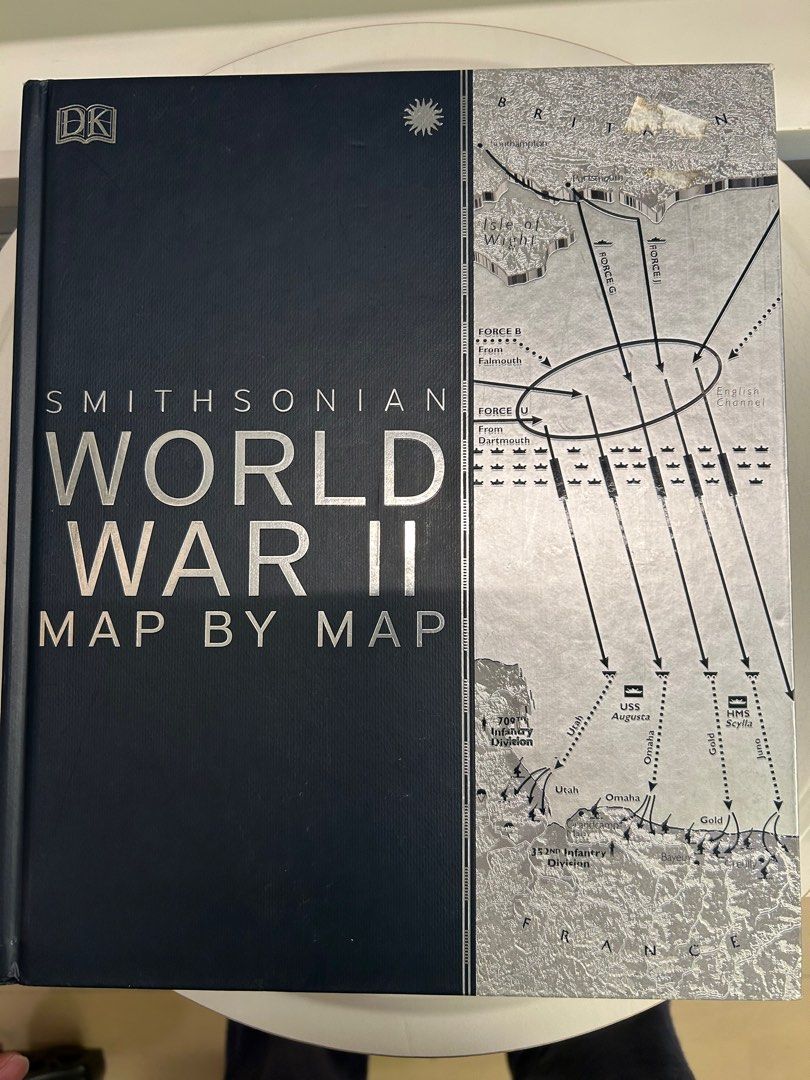 C - Smithsonian World War II Map by Map by DK - History Book ...