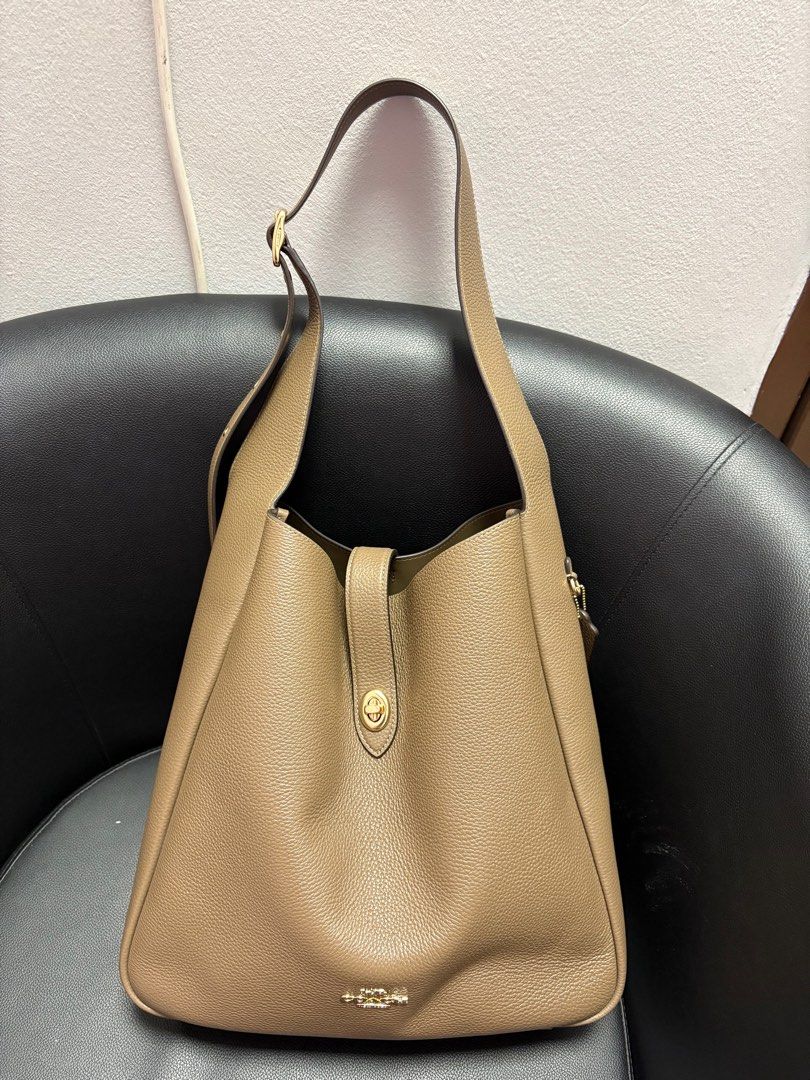 Coach Hadley Large Shoulder Bag, Women's Fashion, Bags & Wallets ...