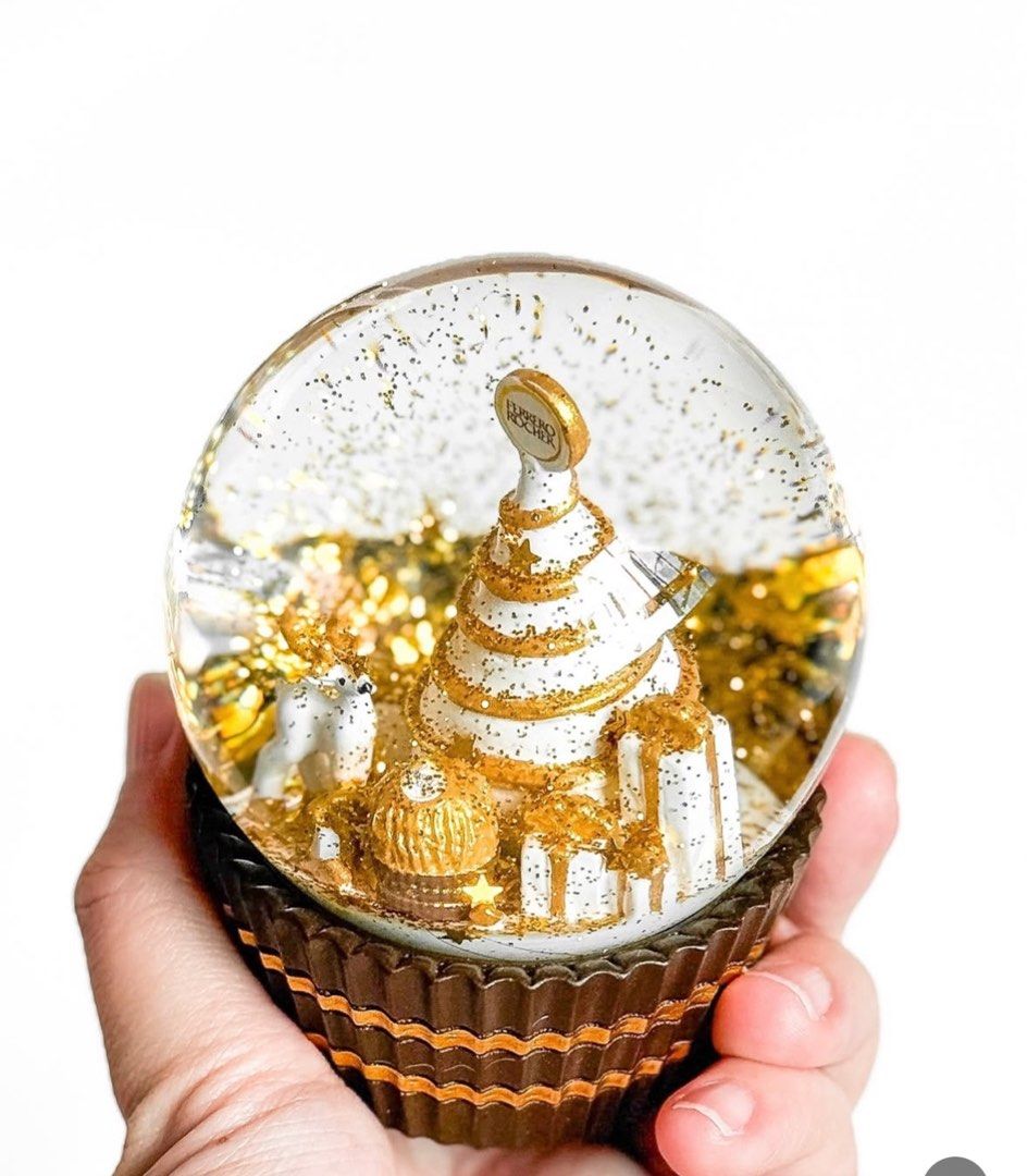 ferrero rocher 2025 snow globe, Hobbies & Toys, Memorabilia ...