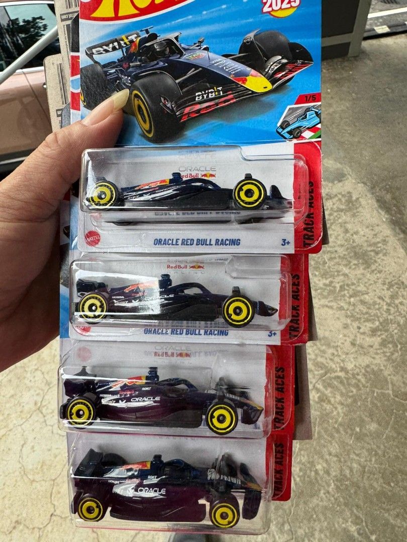 Hot Wheels Oracle Red Bull Racing F1 Car, Hobbies & Toys, Toys & Games ...