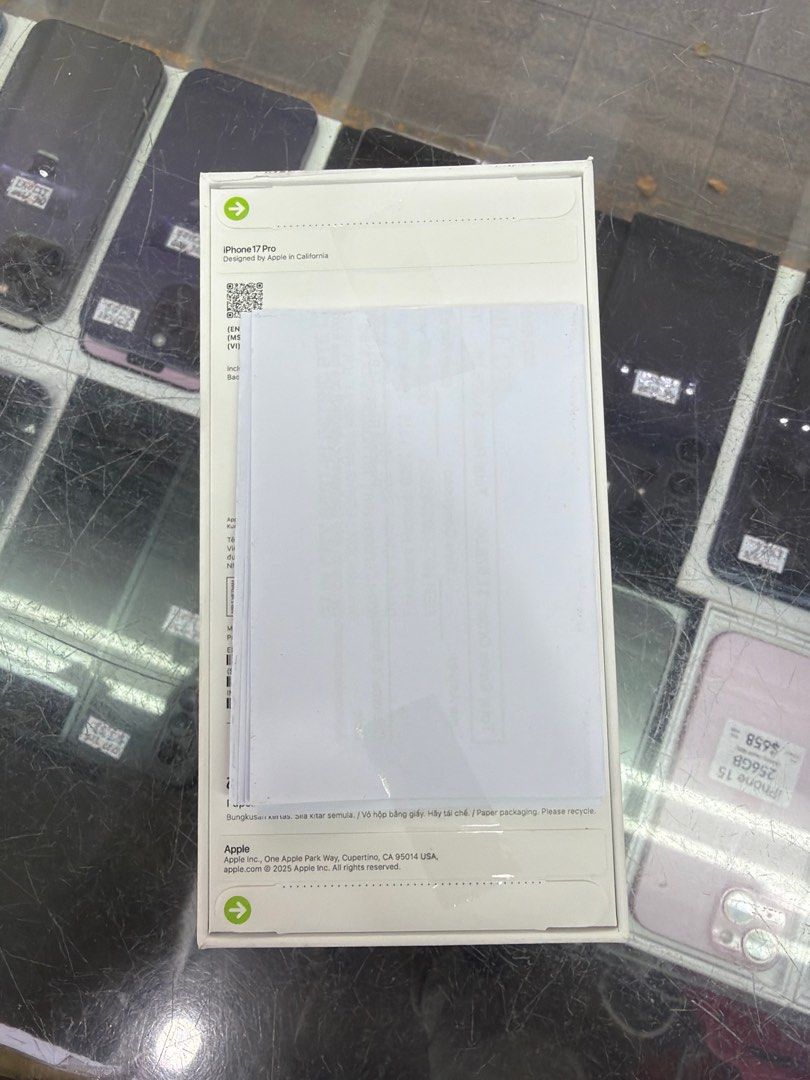 iPhone 17 Pro Silver 256GB, Mobile Phones & Gadgets, Mobile Phones ...