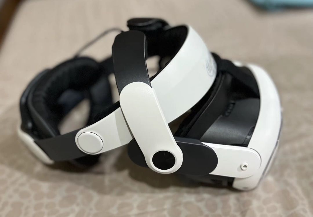 Meta Quest 3 512GB VR Headset, Video Gaming, Video Game Consoles ...