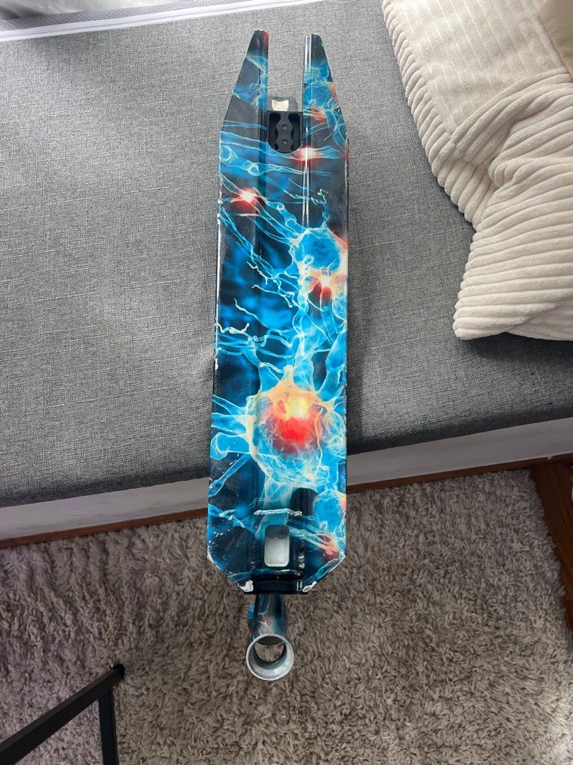 Mgp deck (only used once), Sports Equipment, Sports & Games, Skates ...