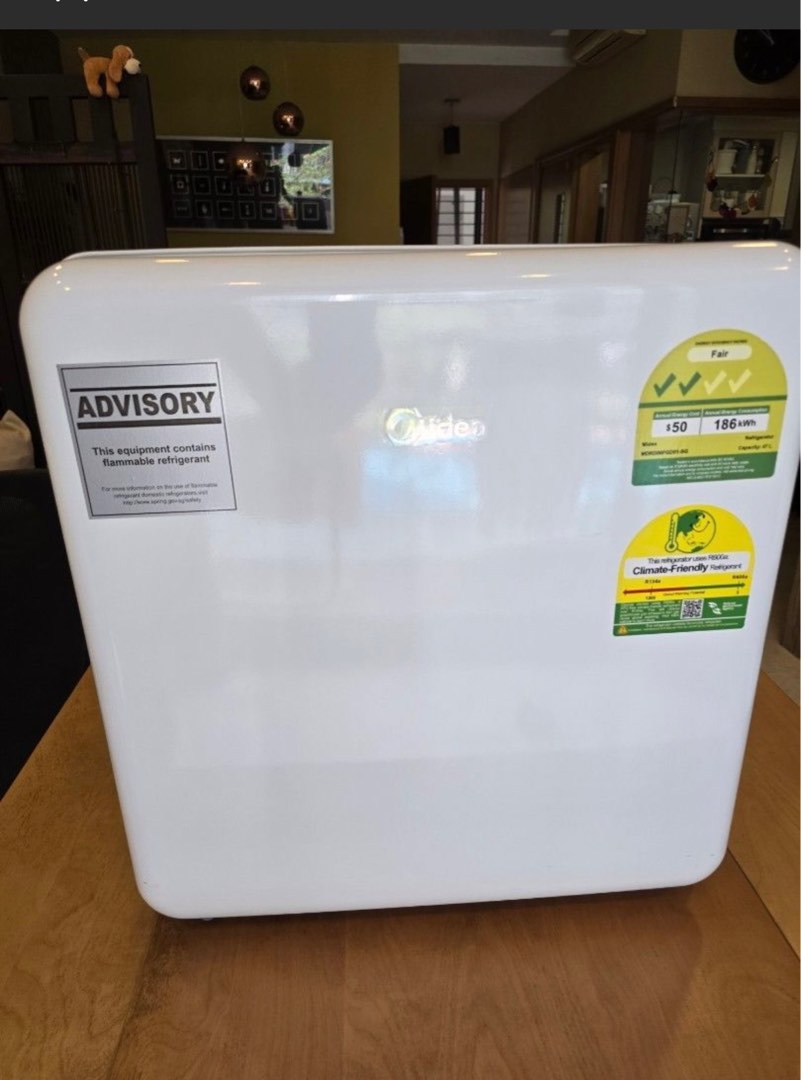 Midea Mini Fridge - 47L - White, TV & Home Appliances, Kitchen ...