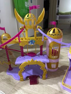 My Little Pony seaquestria Castle, Hobbies & Toys, Toys & Games on ...