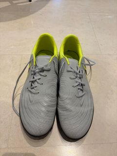 Nike Phantom GX 2 Club, Men's Fashion, Footwear, Sneakers on Carousell