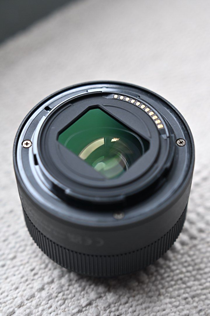 Nikkor Z 40mm f/2 + JJC UV filter + Square lens hood (metal ...