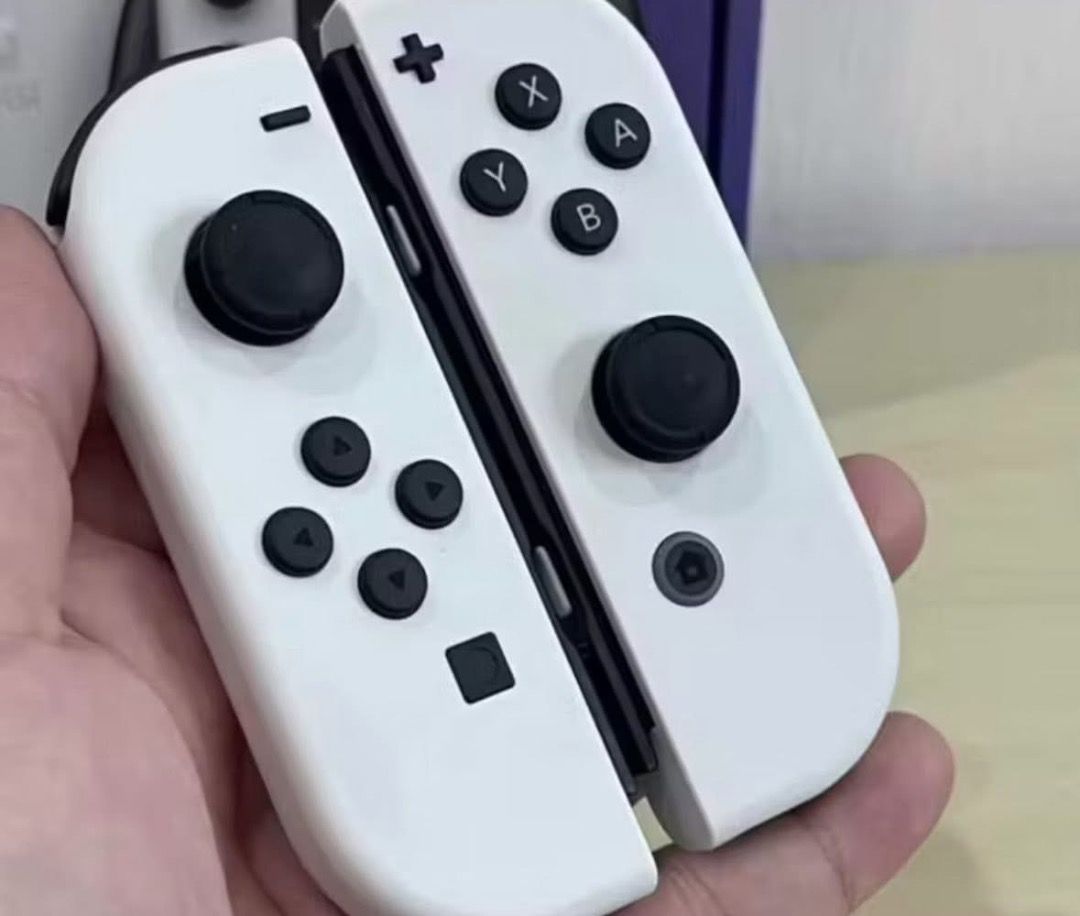 Nintendo Switch OLED White with Mario Kart 8 Deluxe, Video Gaming ...