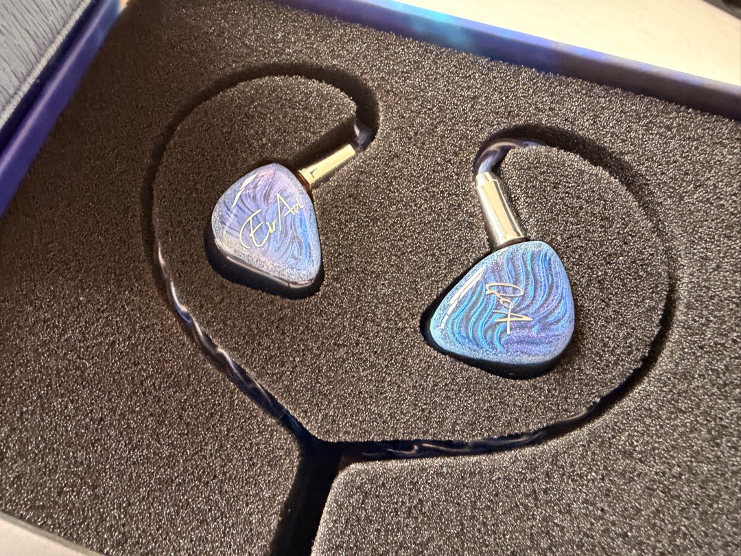 QoA Misty Blue IEM (Eir Aoi collab), Audio, Earphones on Carousell
