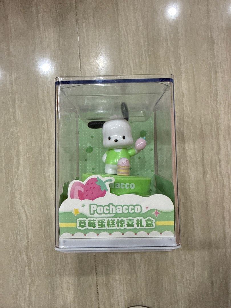 Sanrio Pochacco Strawberry Cake Surprise Box, Hobbies & Toys, Toys ...