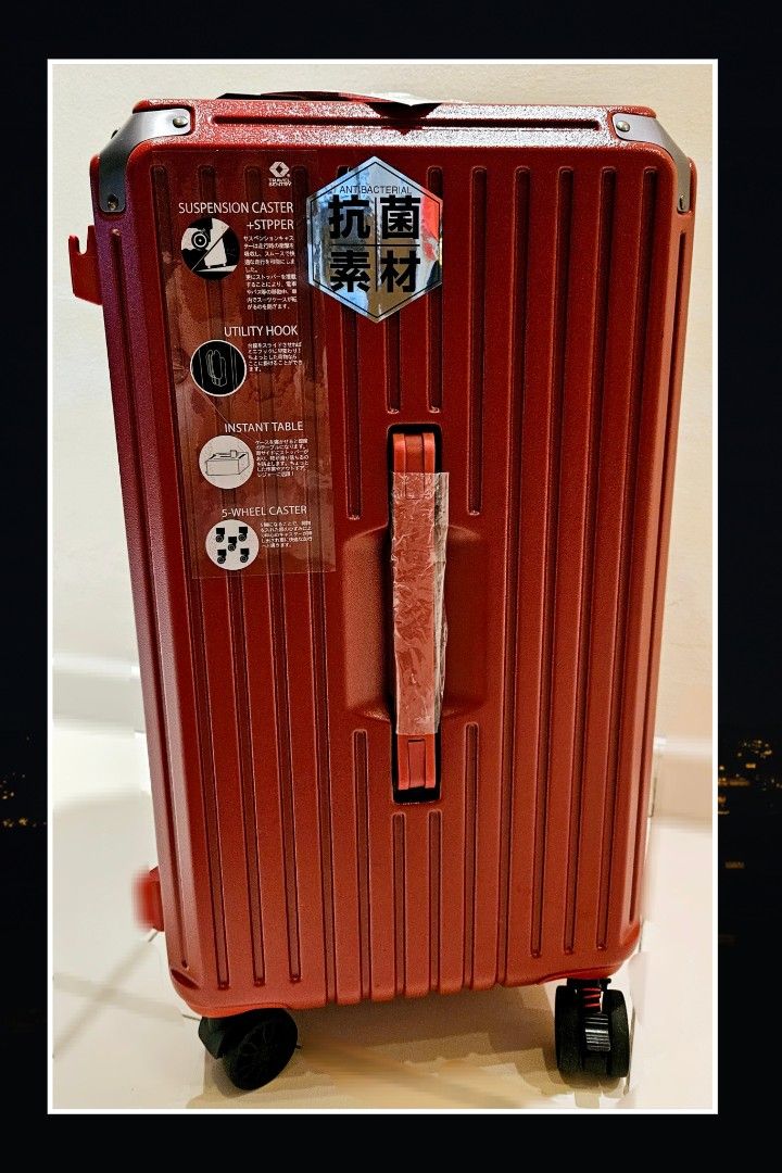 24 inch Luggage, TSA lock, Hobbies & Toys, Travel, Luggage on Carousell