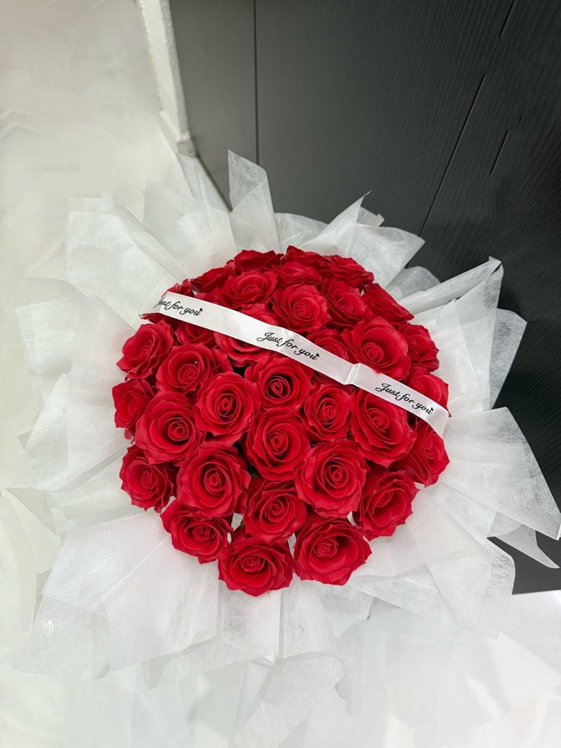 33 stalks red soap roses bouquet, Hobbies & Toys, Flowers & Bouquets on ...